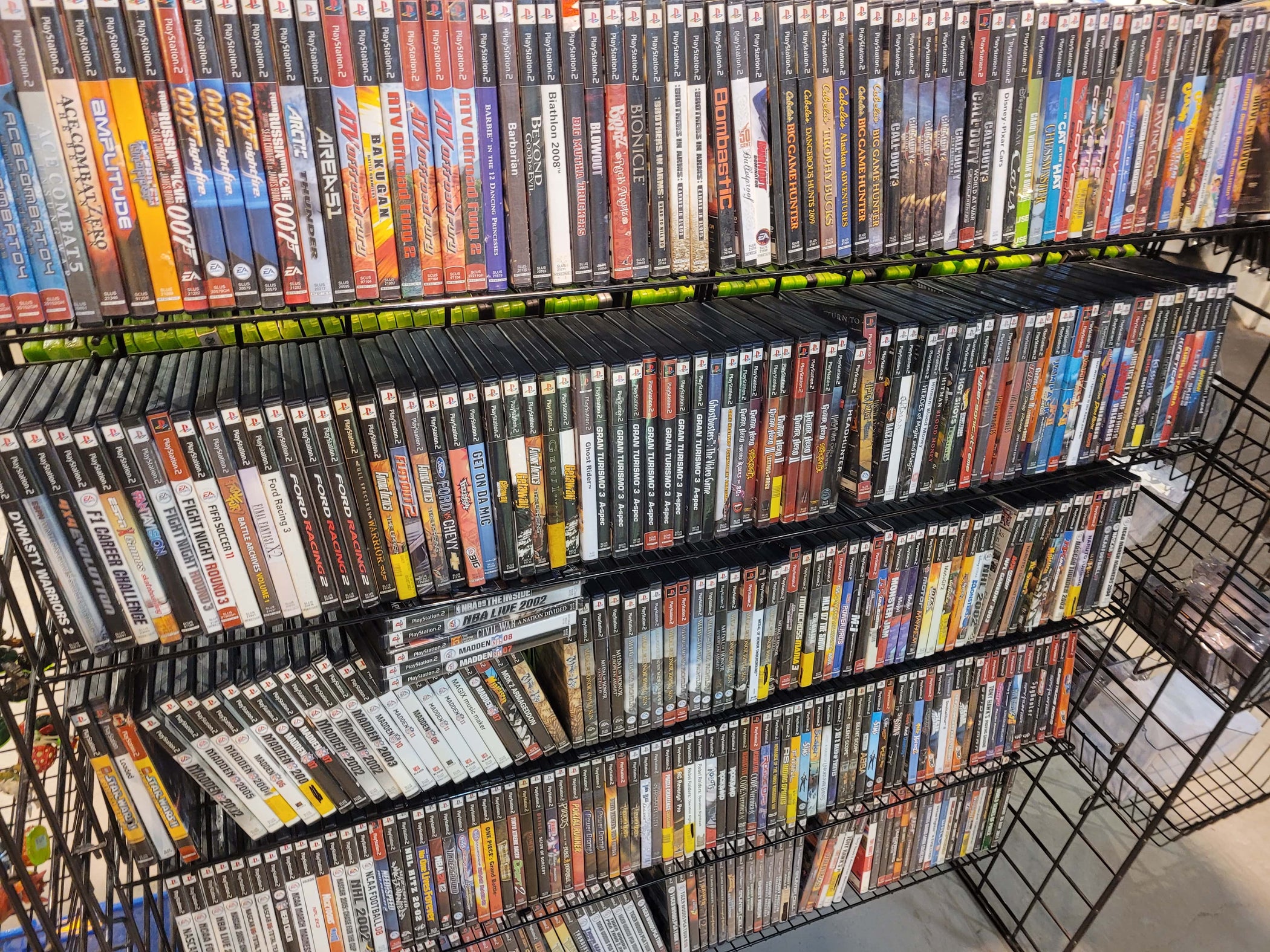 Toy Store New York Online | Larger Than Life Toys and Comics